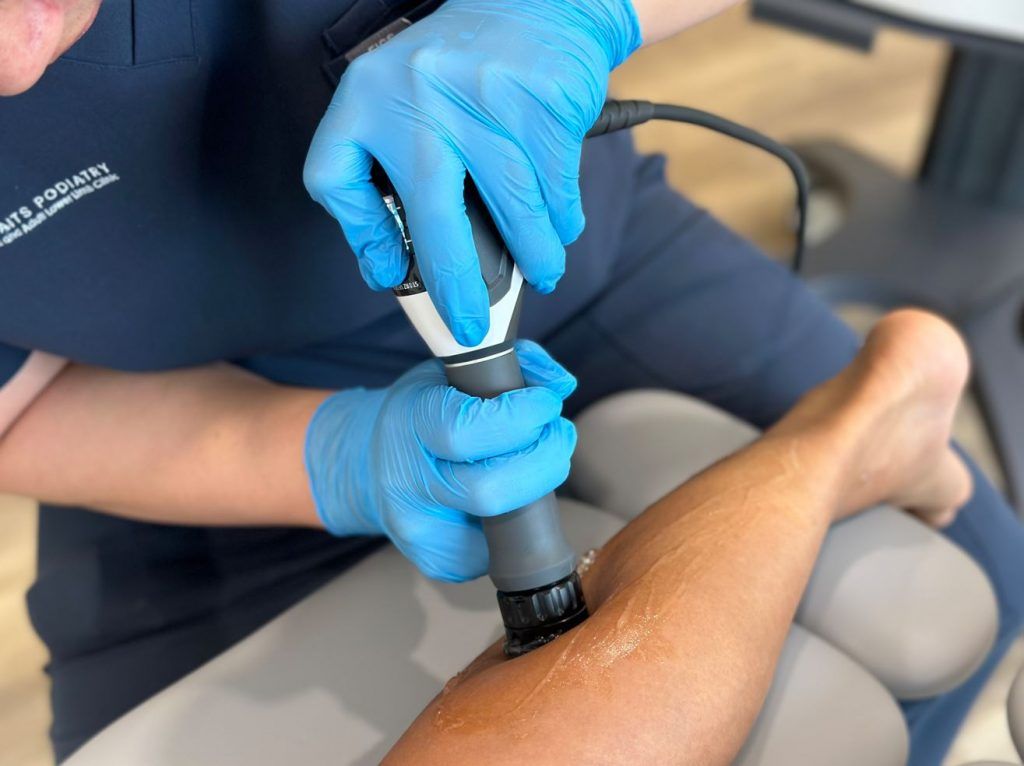 Radial Pressure Wave Therapy: ลดปวดและฟื้นฟู | Piraya Clinic เมืองทอง